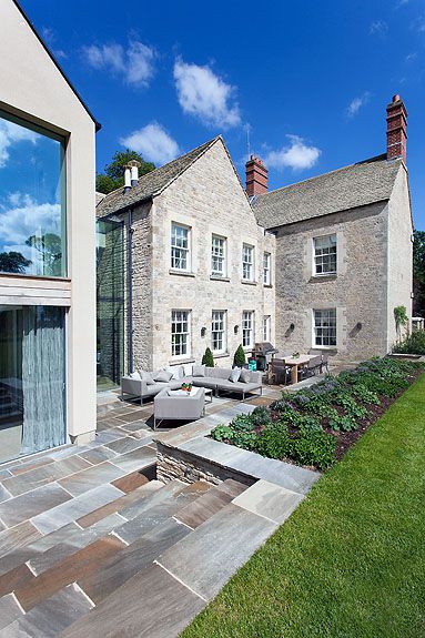 Churchill House - Things To Do | The Wow House Company