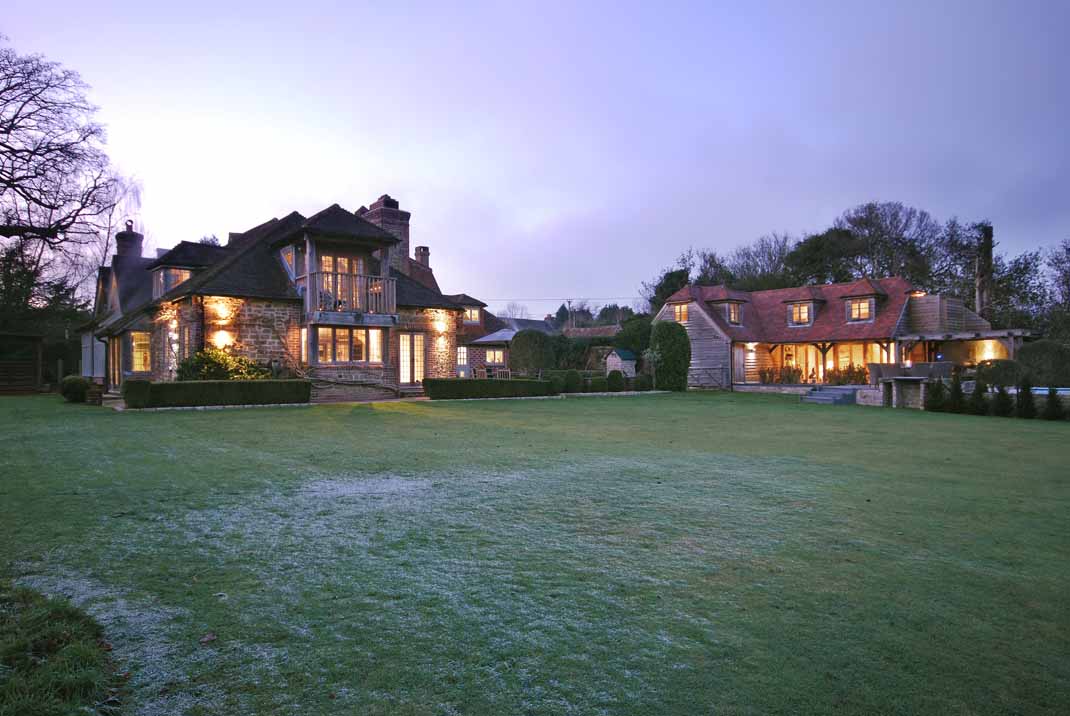 Cromwell House - Overview | The Wow House Company